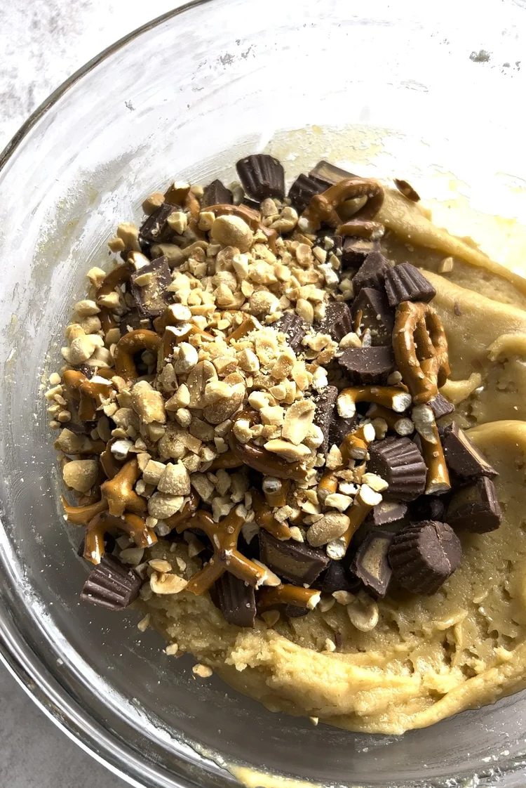 Reese's Take 5 Cookies — SWEET MELI BAKERY