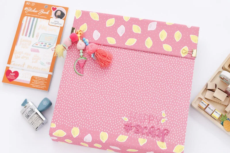 Design Team: Violeta's Folder Scrapbook — Amy Tangerine