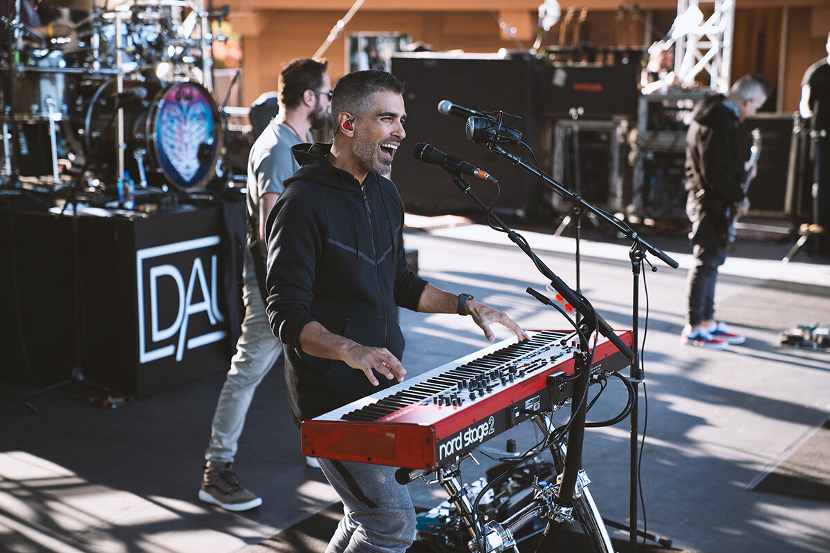 Elvio Fernandes — Roc Star Academy