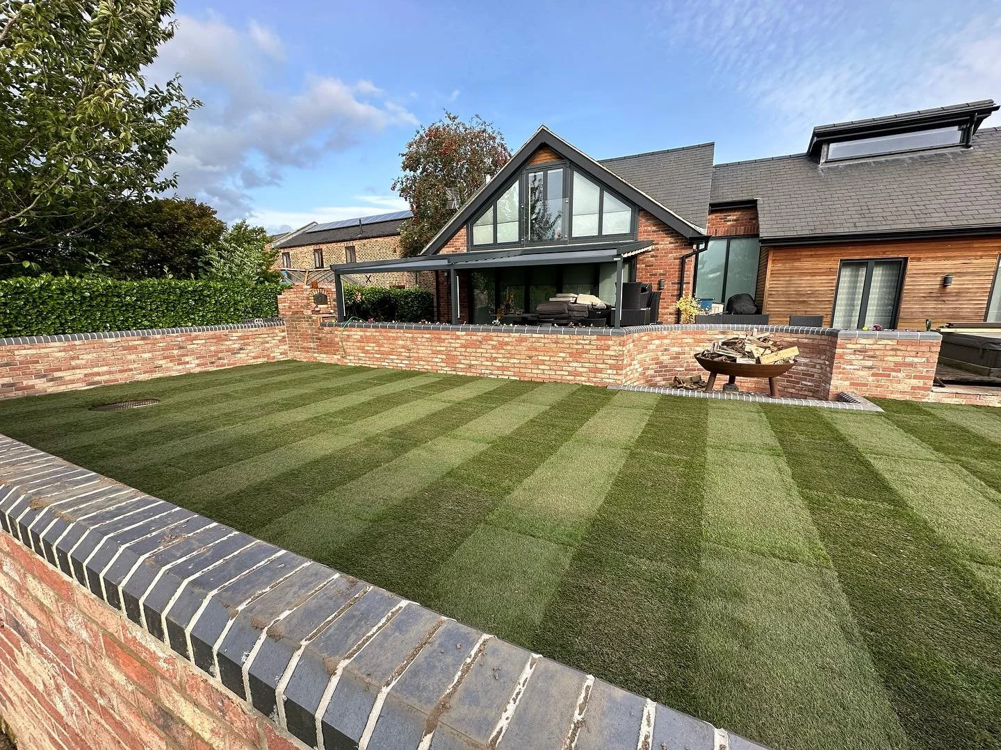 Buy turf online - LT8 Festival PLUS — Lindum