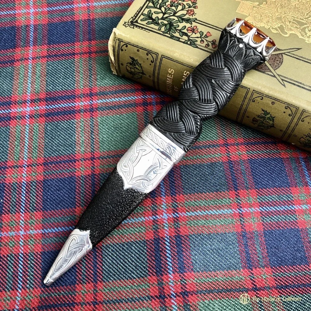Experts in Scottish Highland Wear & Vintage Kilt Accessories