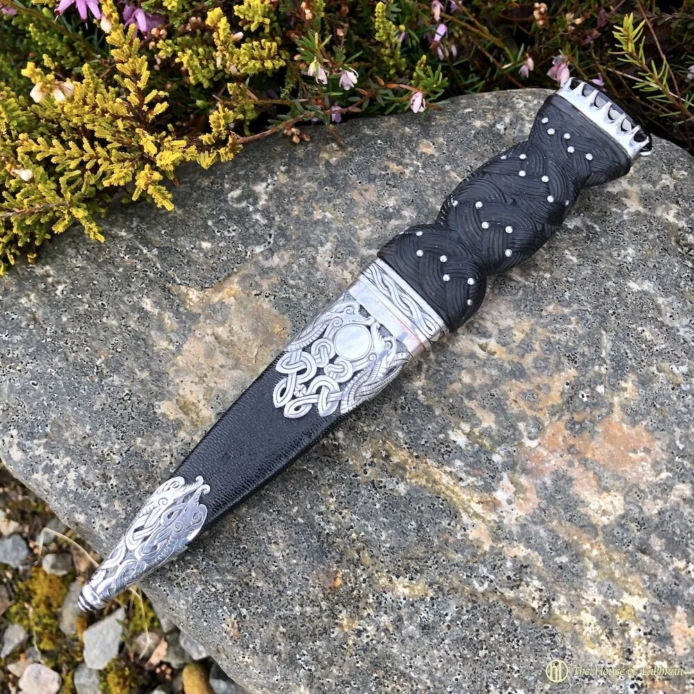 Experts in Scottish Highland Wear & Vintage Kilt Accessories