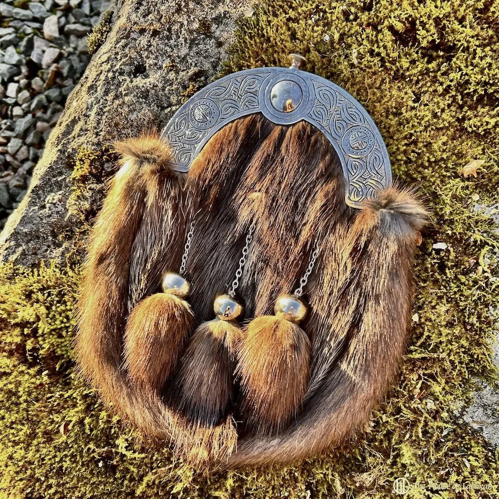 Antique 1900-20's Scottish Hinged Cantle Sporran