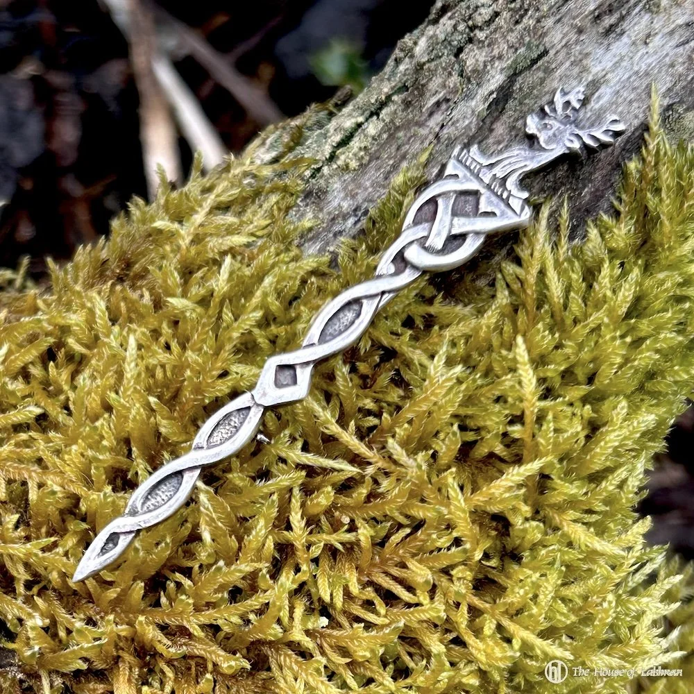 Vintage Silver Scottish Stags Head Crest Kilt Pin