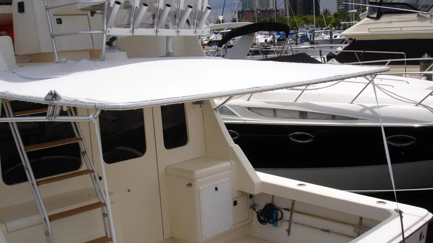 American Marine - Marine Canvas & Upholstery Miami