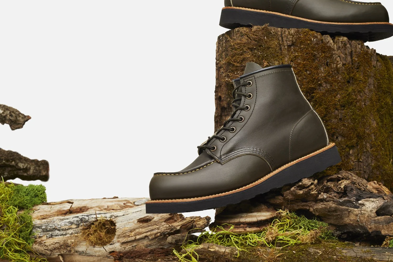 Reviving Rich Greens from 1954: The Alpine Portage Classic Moc — Red ...