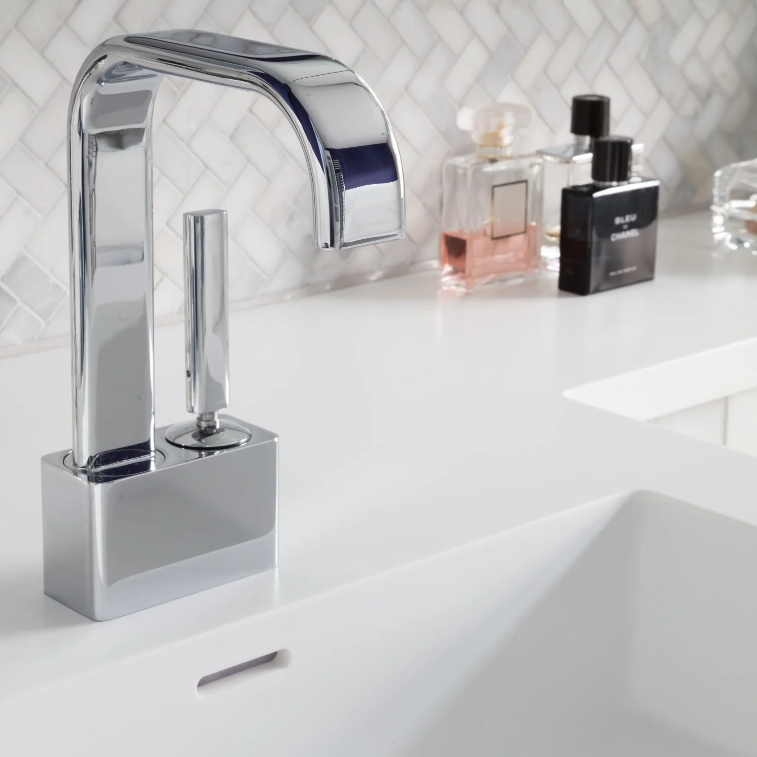 The Marble Bathroom, — LONDON CONTEMPORARY