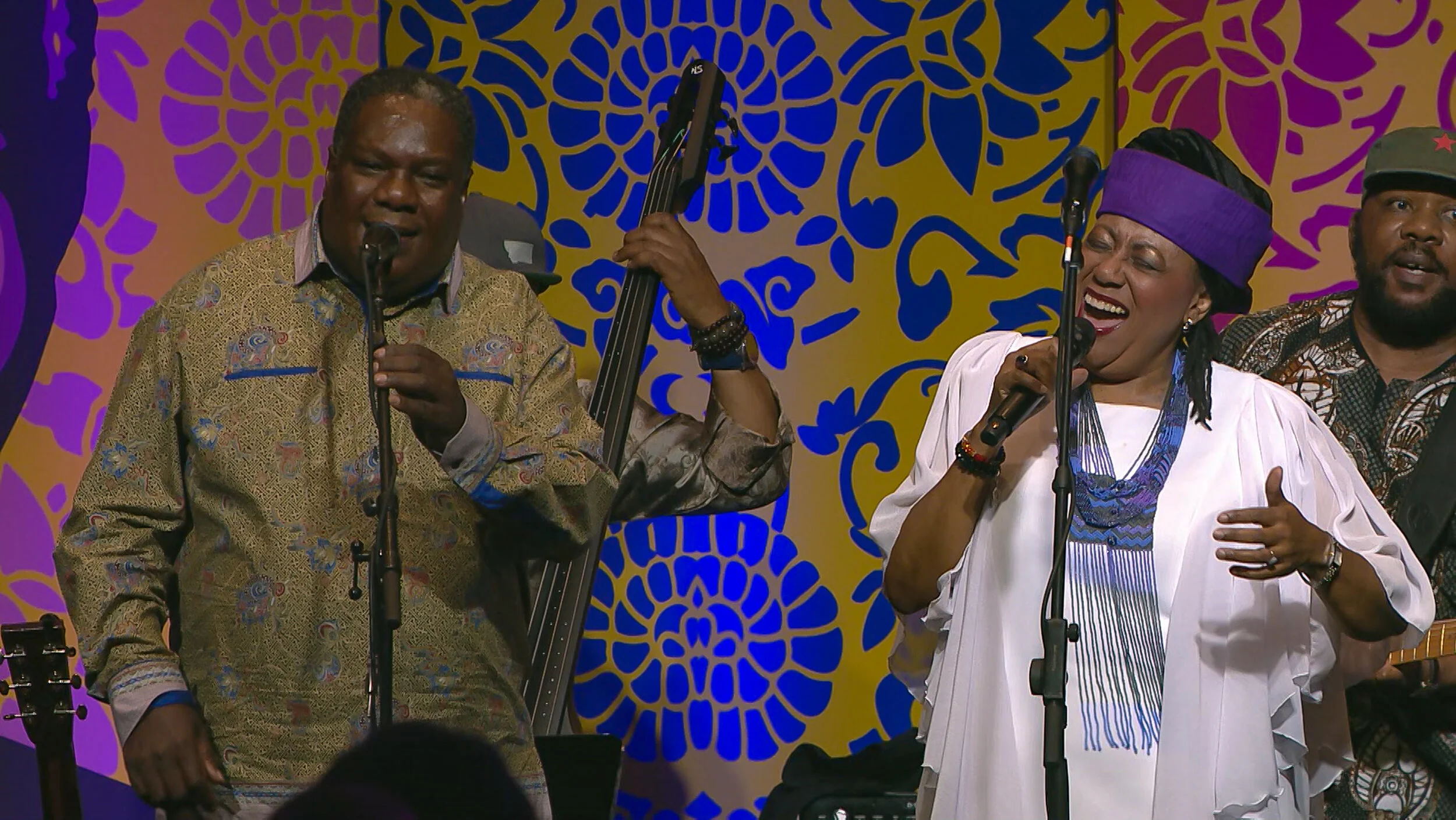 GALLERY — VUSI MAHLASELA