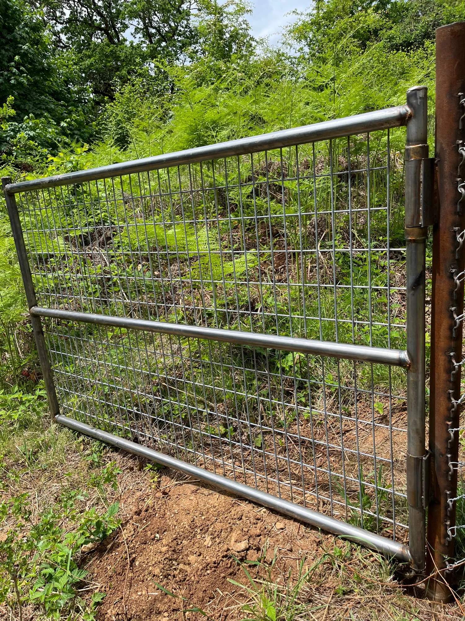 Pipe Fence — OREGON RANCH FENCE