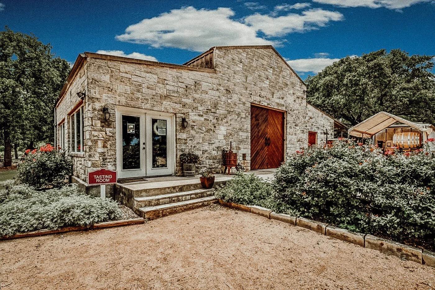Hamilton Pool Vineyards & Farms