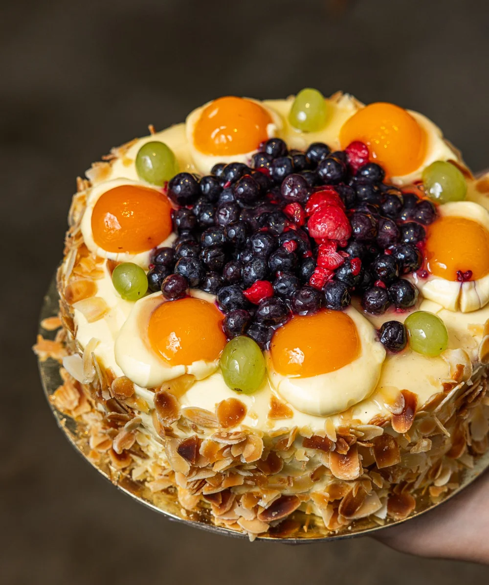 Whole Cakes — Sergio's Cake Shop