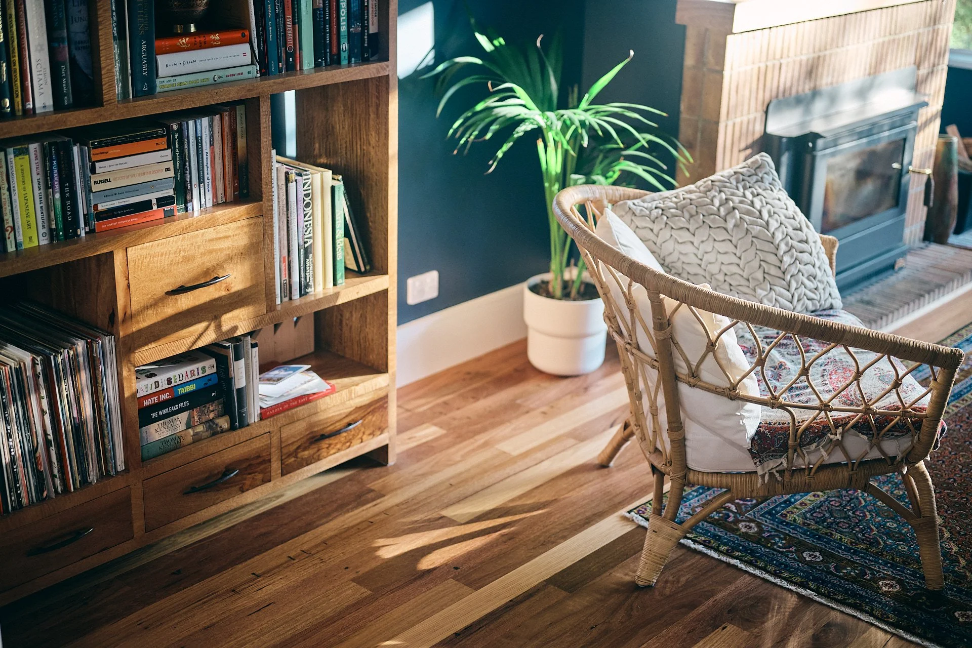 CLOSED LOOP CANBERRA ASH FLOORING | Thor's Hammer