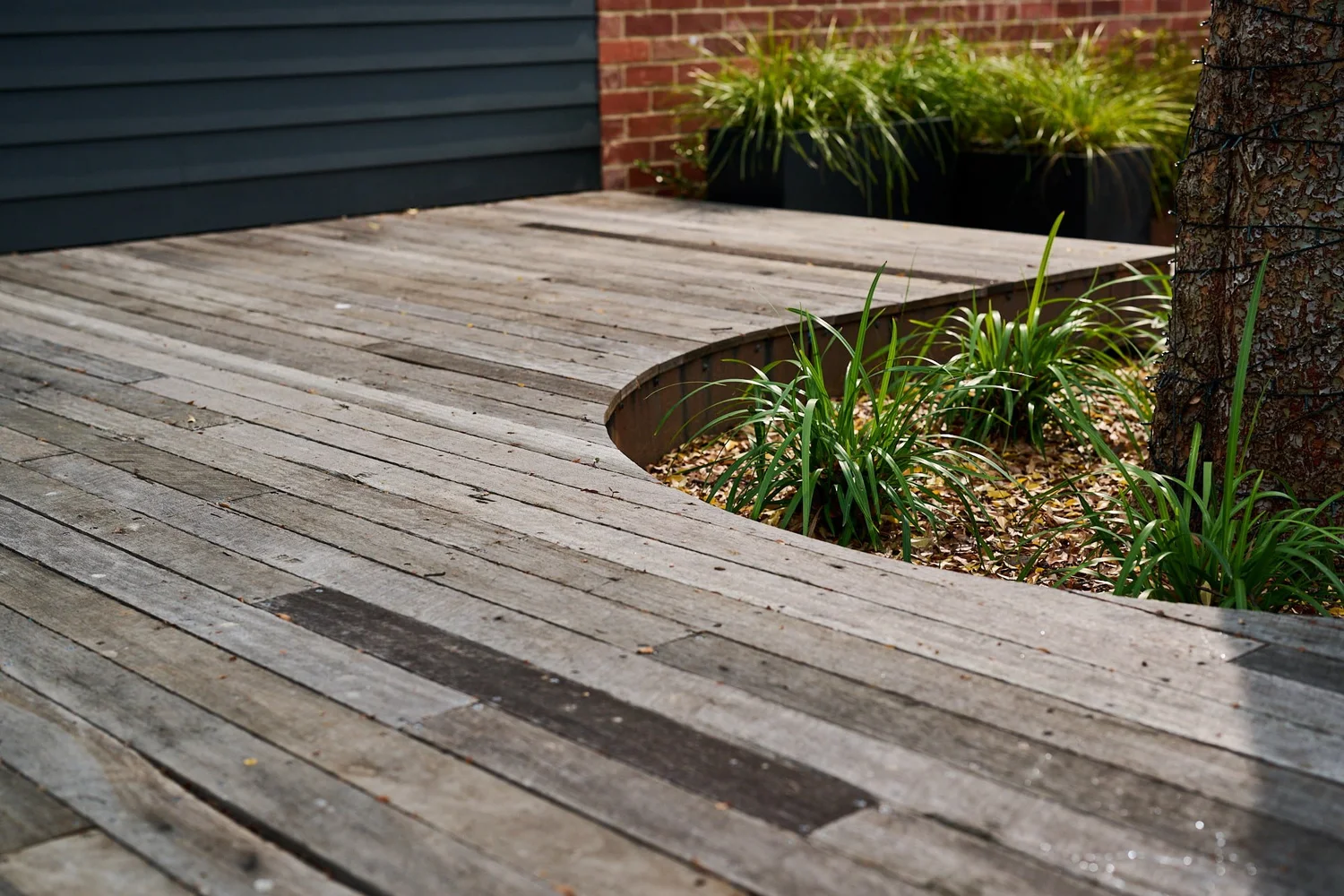 Recycled Timber Decking Canberra | Thor's Hammer