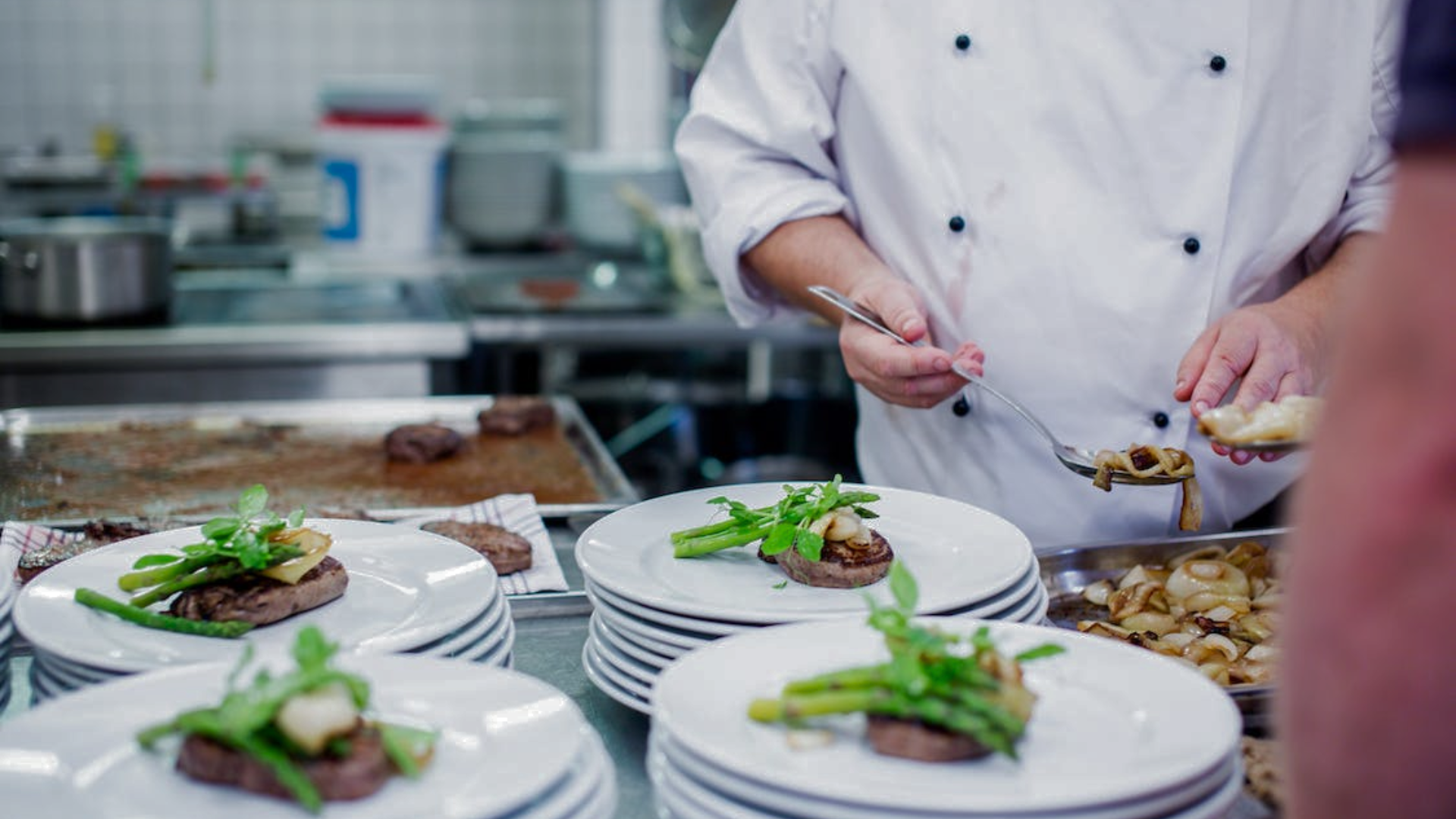 Onderscheidende kleding voor bedienend personeel — DUTCH'N DECENT