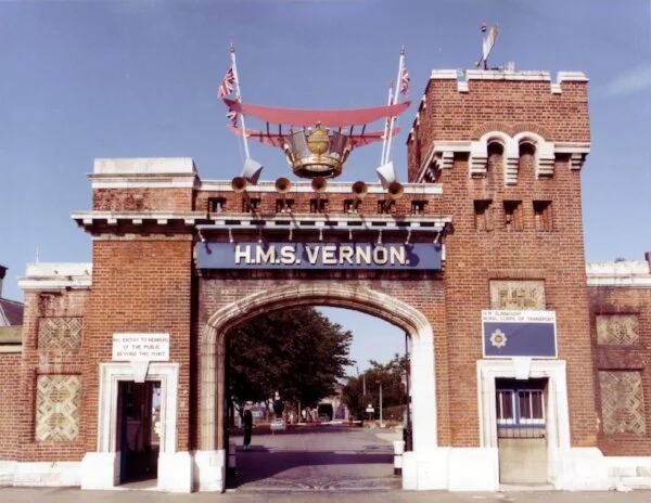HMS Vernon — THE VERNON LINK