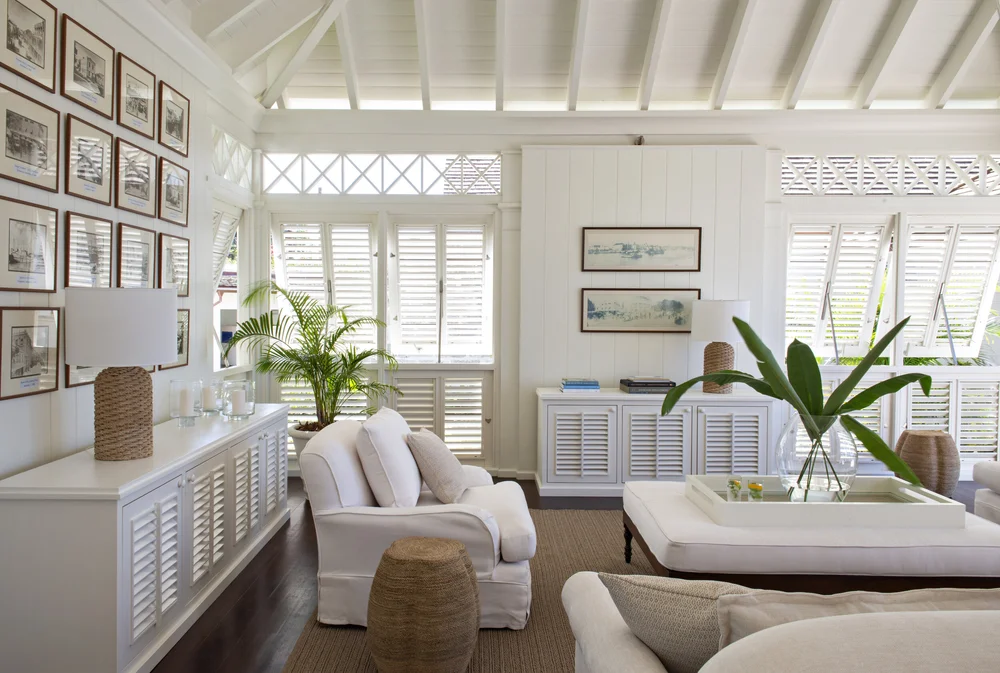 Indoor — The Great House