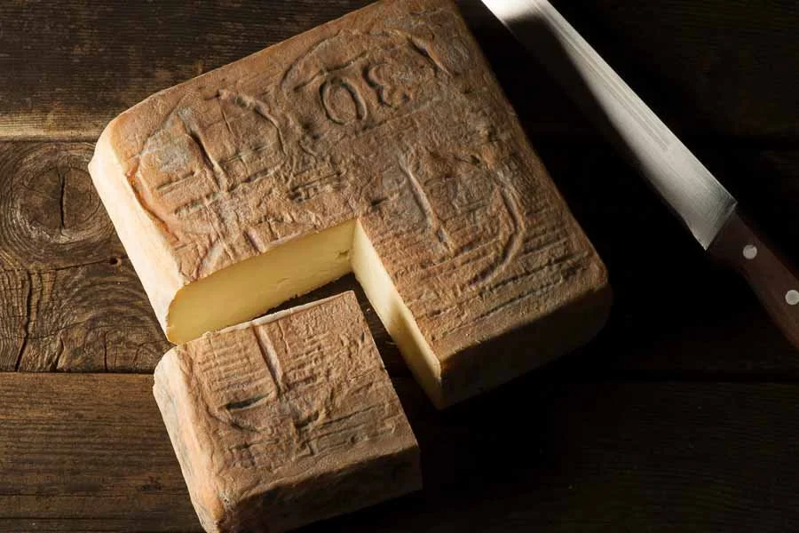 12 Popular Italian Cheese Types Every Italy Foodie Should Try — Italy ...