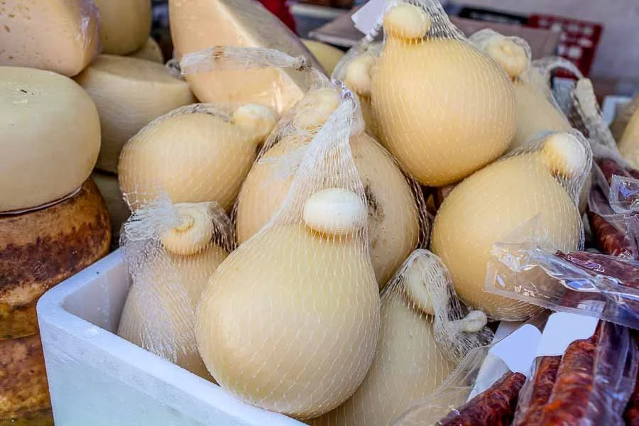 12 Popular Italian Cheese Types Every Italy Foodie Should Try — Italy ...