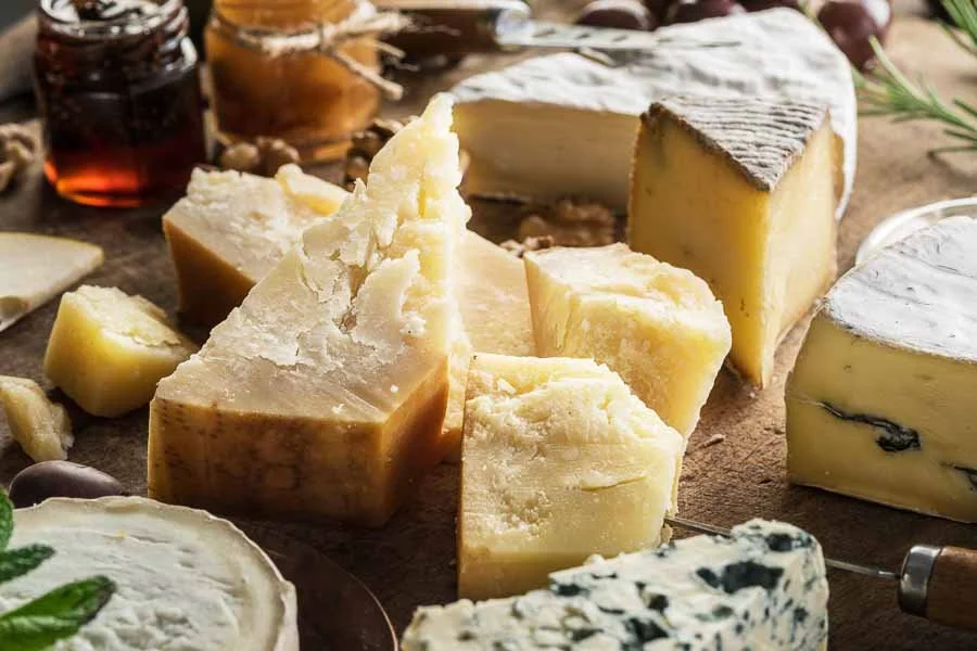 12 Popular Italian Cheese Types Every Italy Foodie Should Try — Italy ...