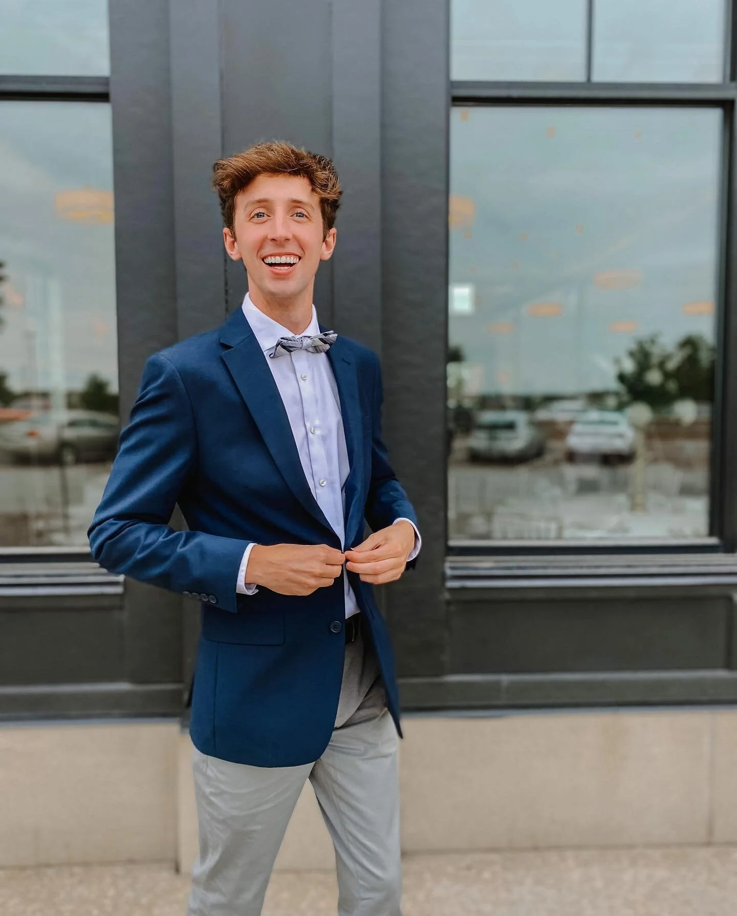 ABOUT — Austin Goode