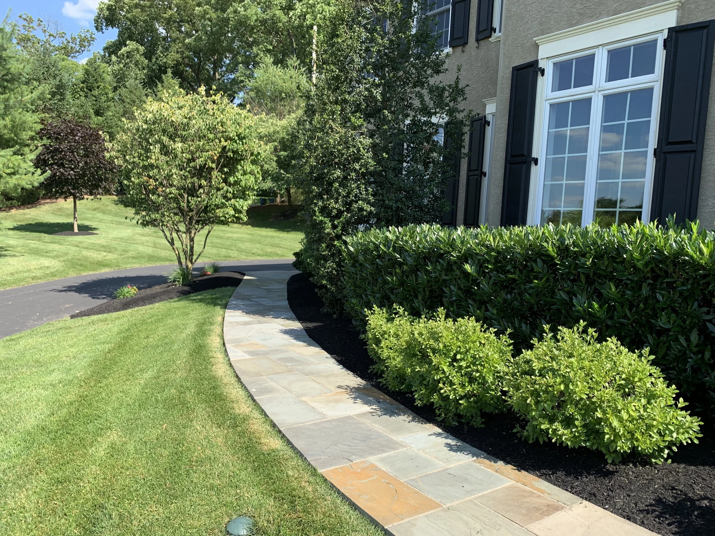 riverside lawn & landscaping