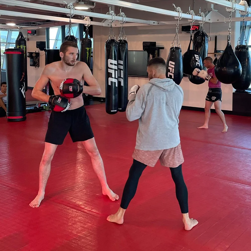 Training Like a Champion: Boxing Workouts and Conditioning Tips ...