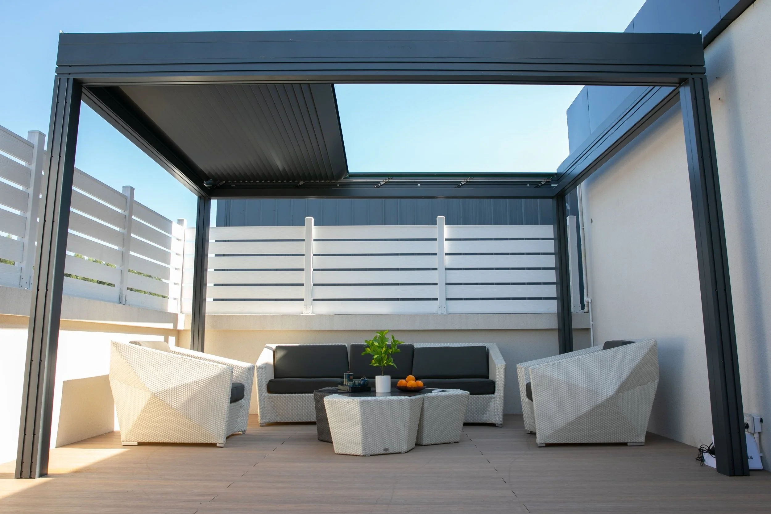 BON PERGOLA