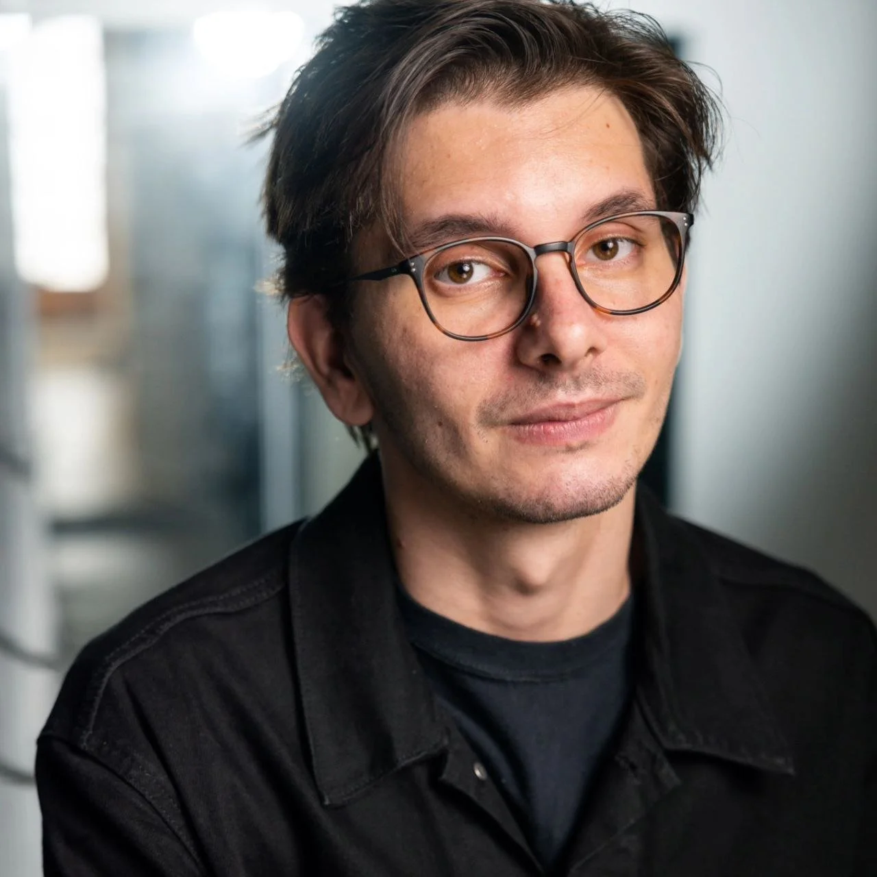 Bio — Andrew Wallace