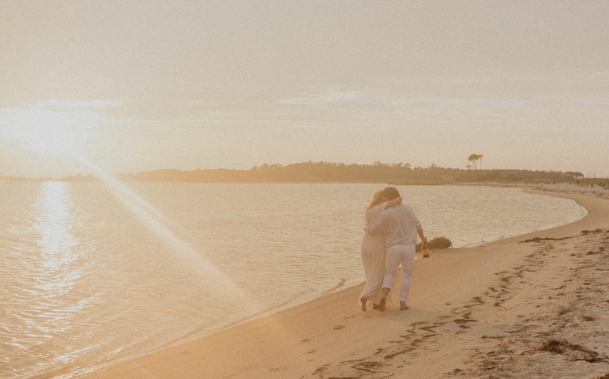 Ellery and Sam: An Intimate, Vintage Engagement Shoot on the River ...