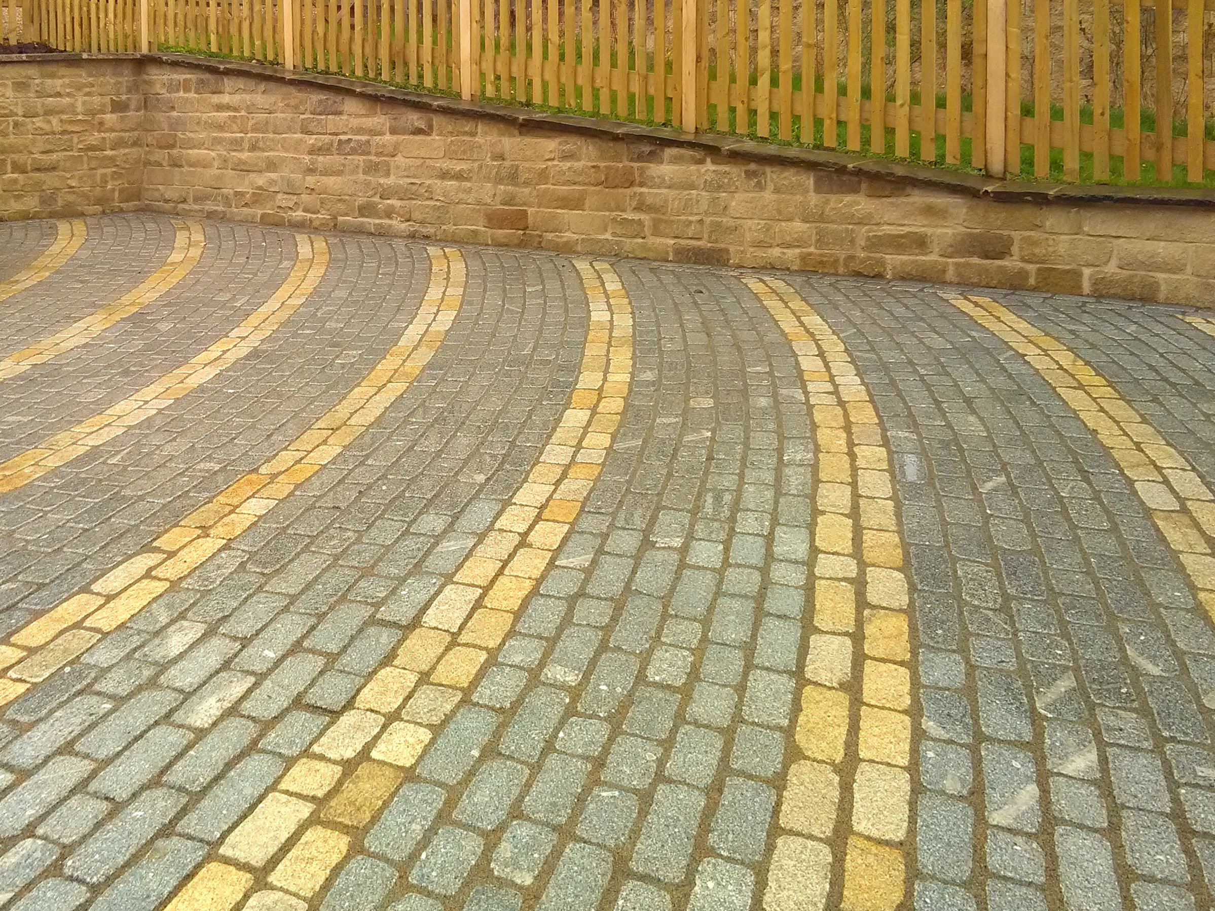 Granite sett drive — Bottle Kiln Design