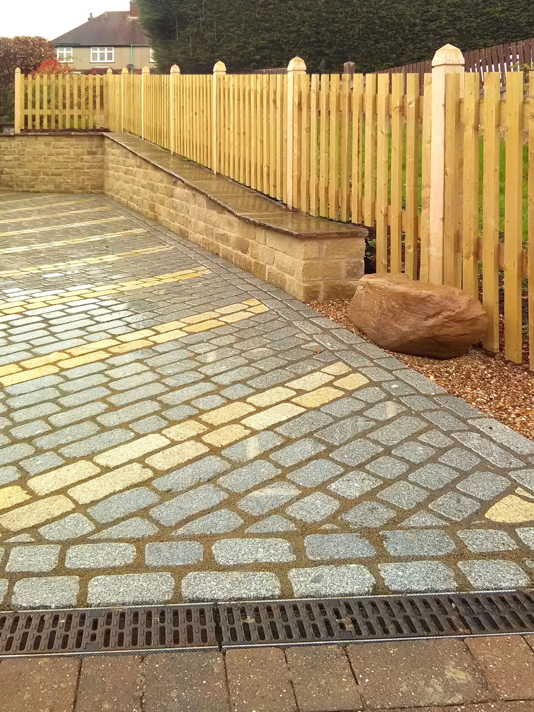 Granite sett drive — Bottle Kiln Design