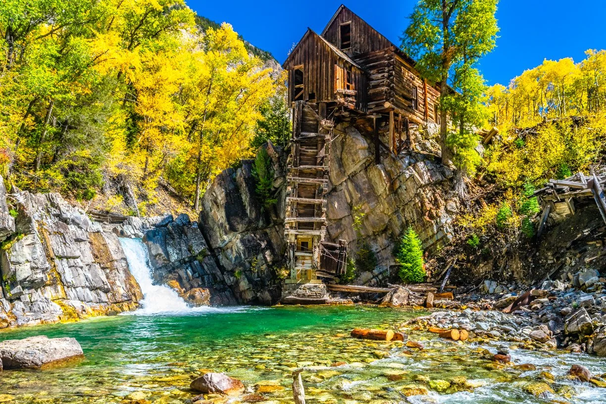 Colorado Through the Seasons: DIA Gallery | Discover Colorado Seasons ...