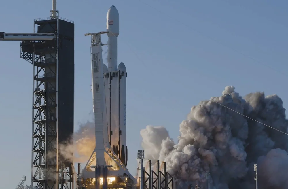 Top 8 Most Powerful Rockets in the World | Space United