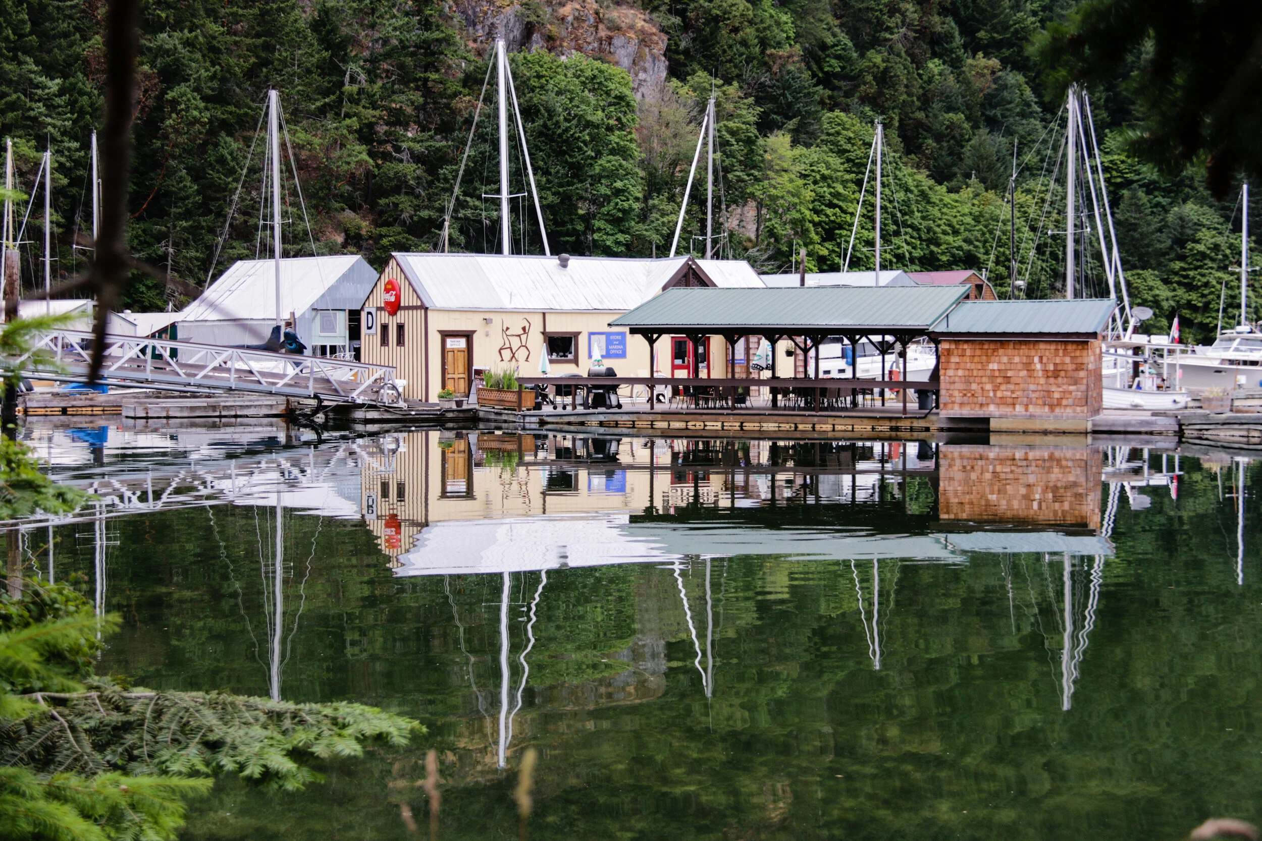 Gallery — Genoa Bay Cafe