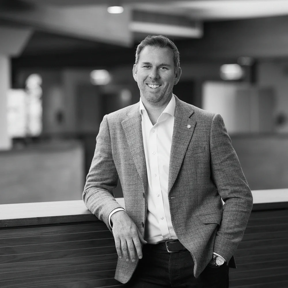 People — Western Chances