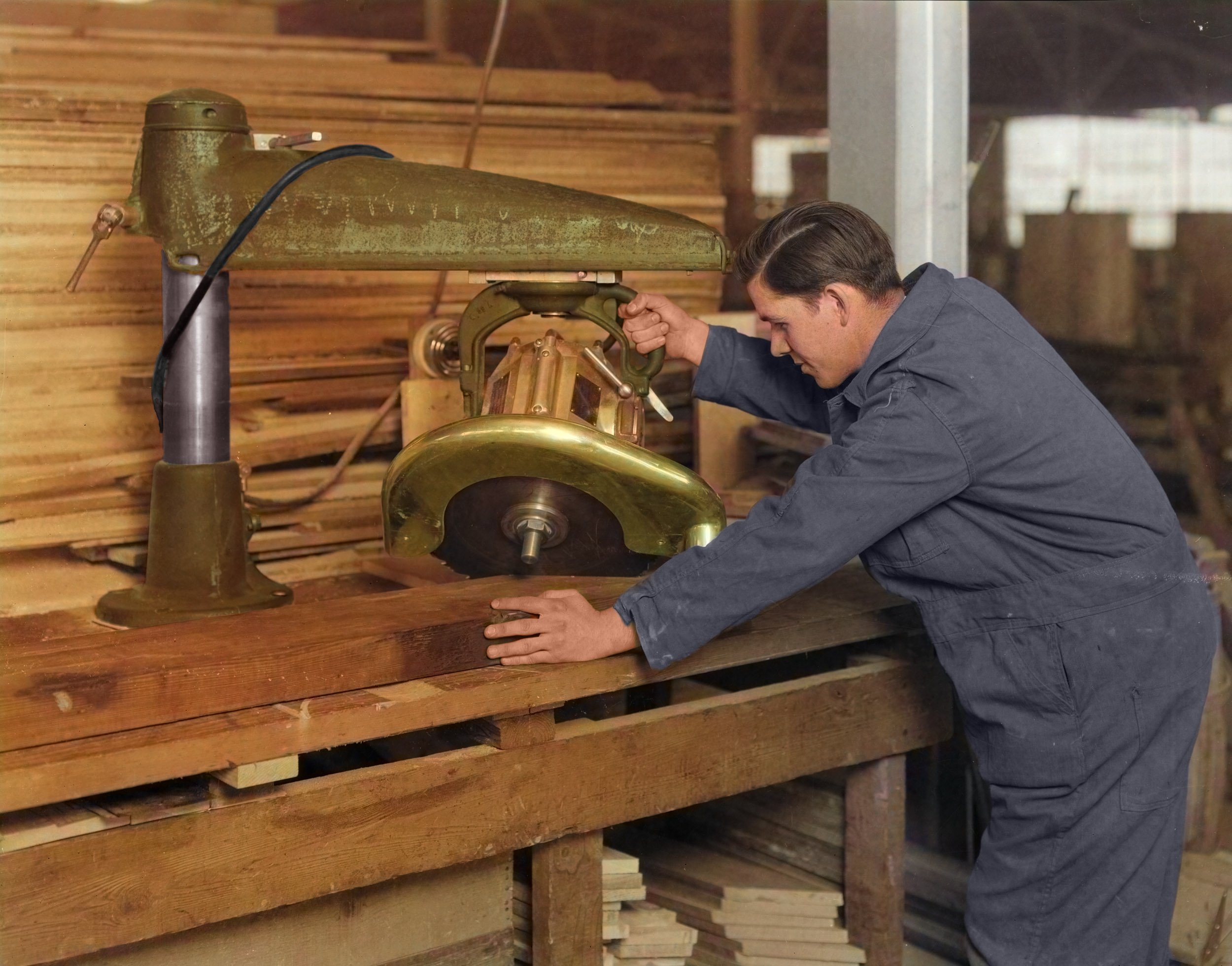 DeWalt History — Mr. Sawdust