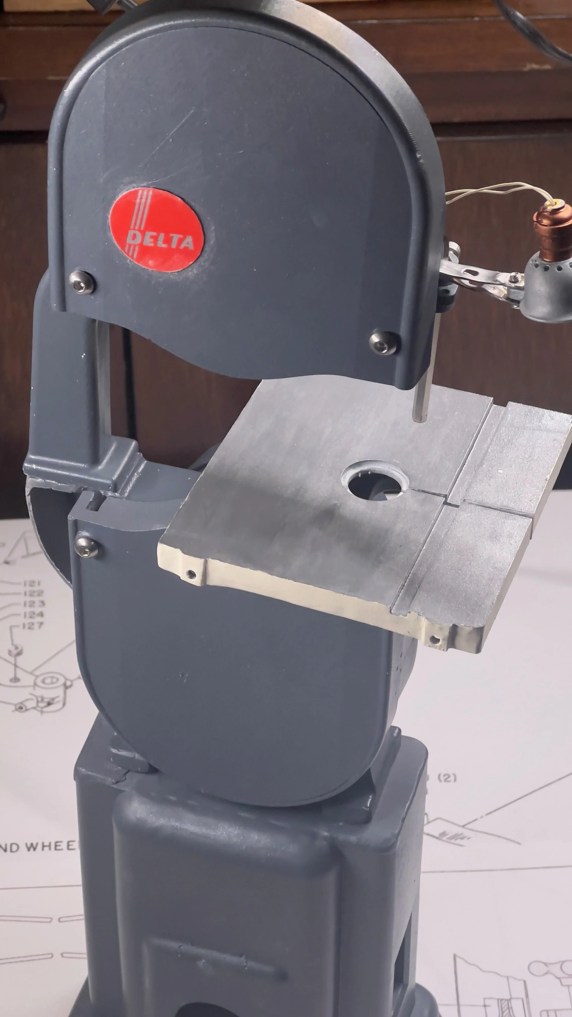 Scale Model Delta Bandsaw — Mr. Sawdust
