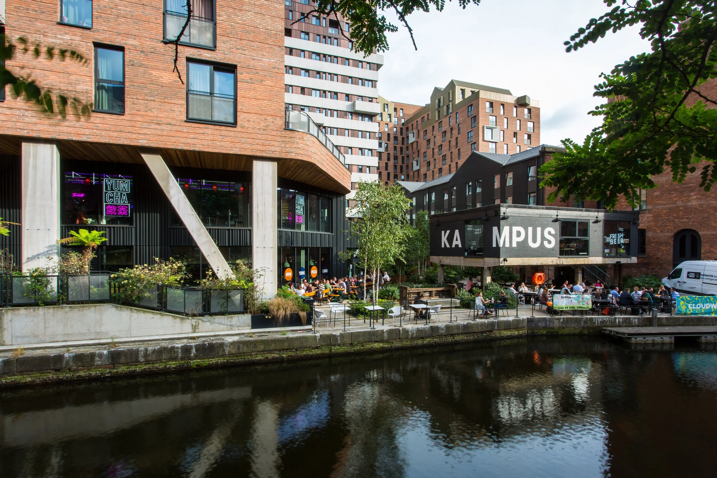 Kampus — Exterior Architecture