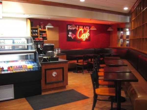 Red & Black Cafe — Downtown Middletown