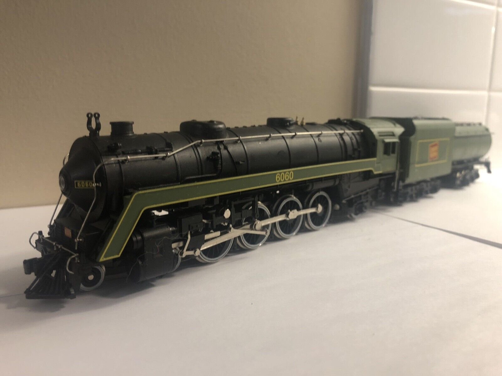 Model Train Shop — LOCOMOLAND