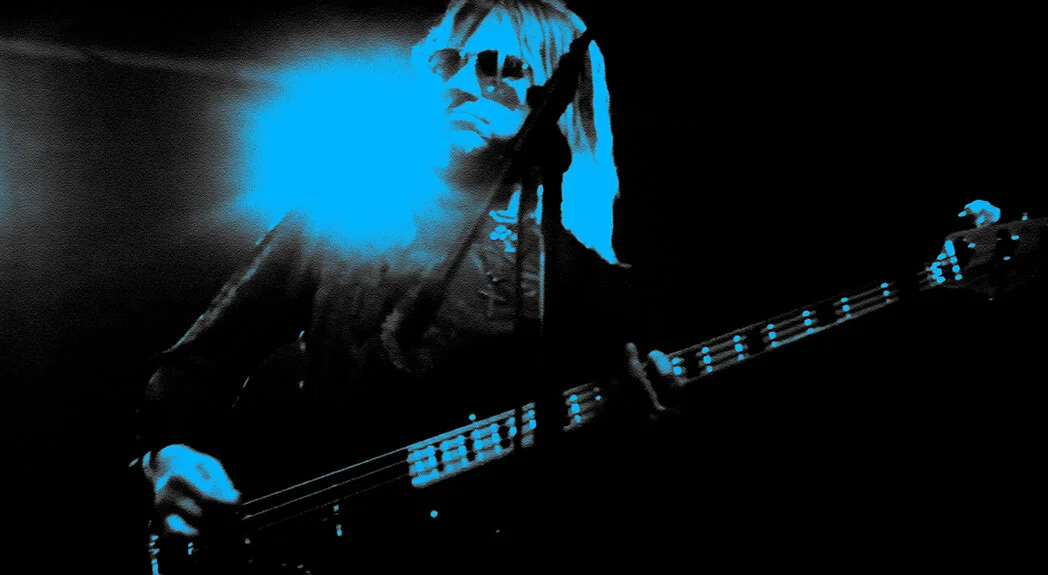 DOUBLE VISION . The Foreigner Experience