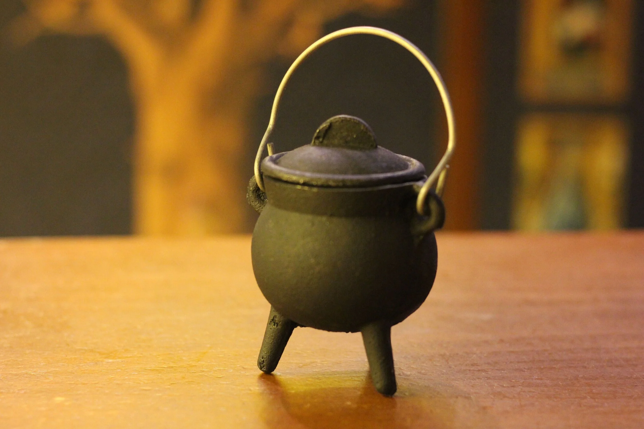 Witch’s Tools & Divination — Spellbox