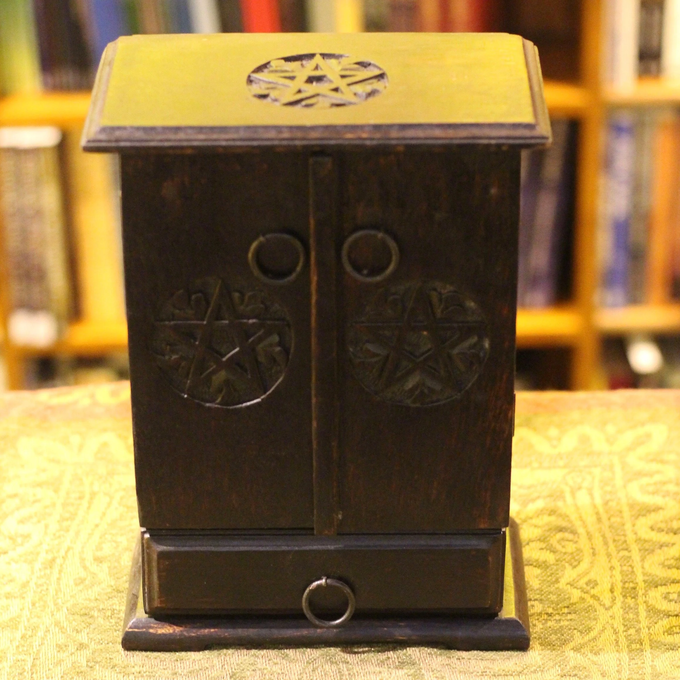 Witch’s Tools & Divination — Spellbox
