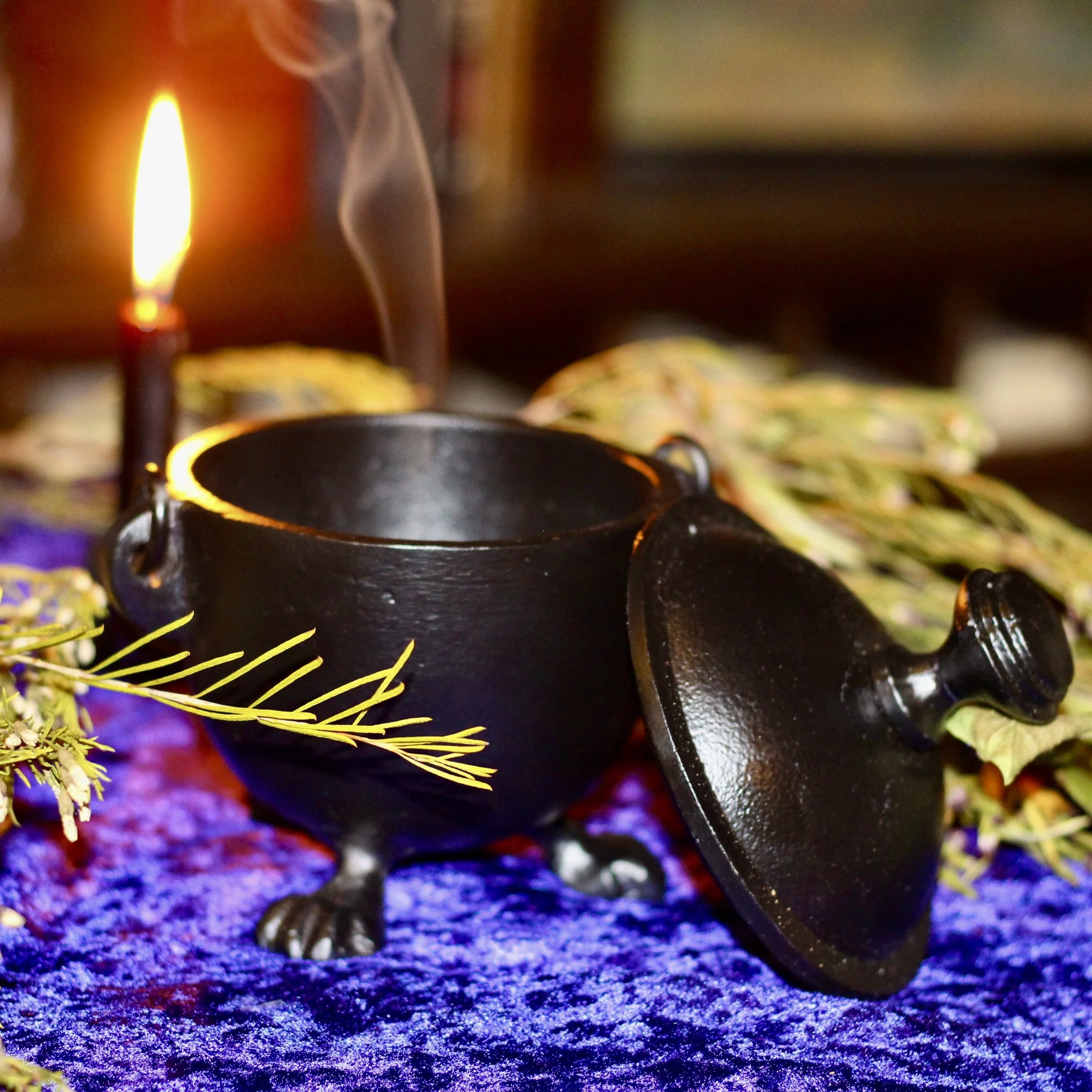 Witch’s Tools & Divination — Spellbox