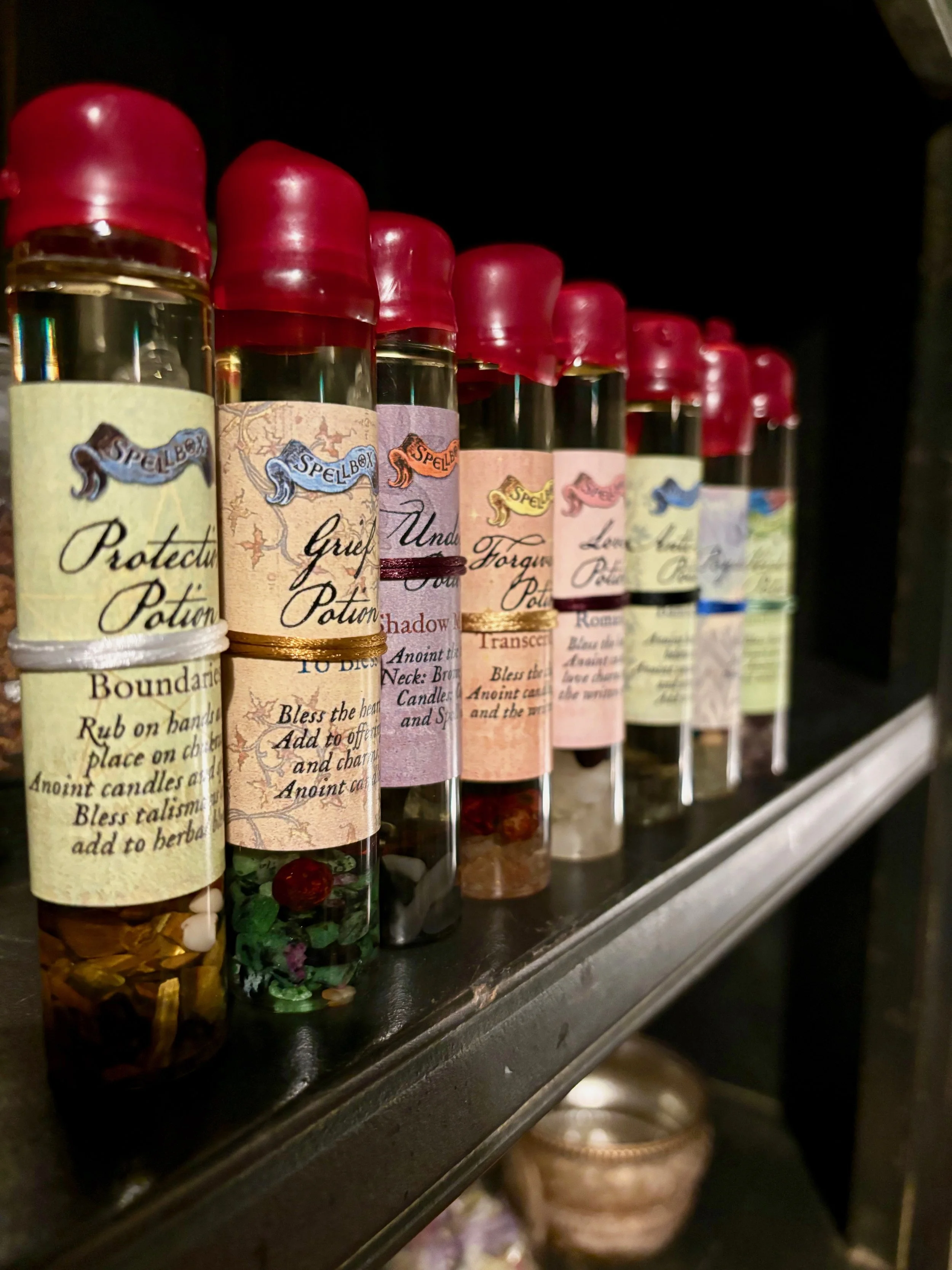 SpellBox Apothecary, essentials for the Witch's cabinet: Herbs, Resins, Incense, Essential Oils ...