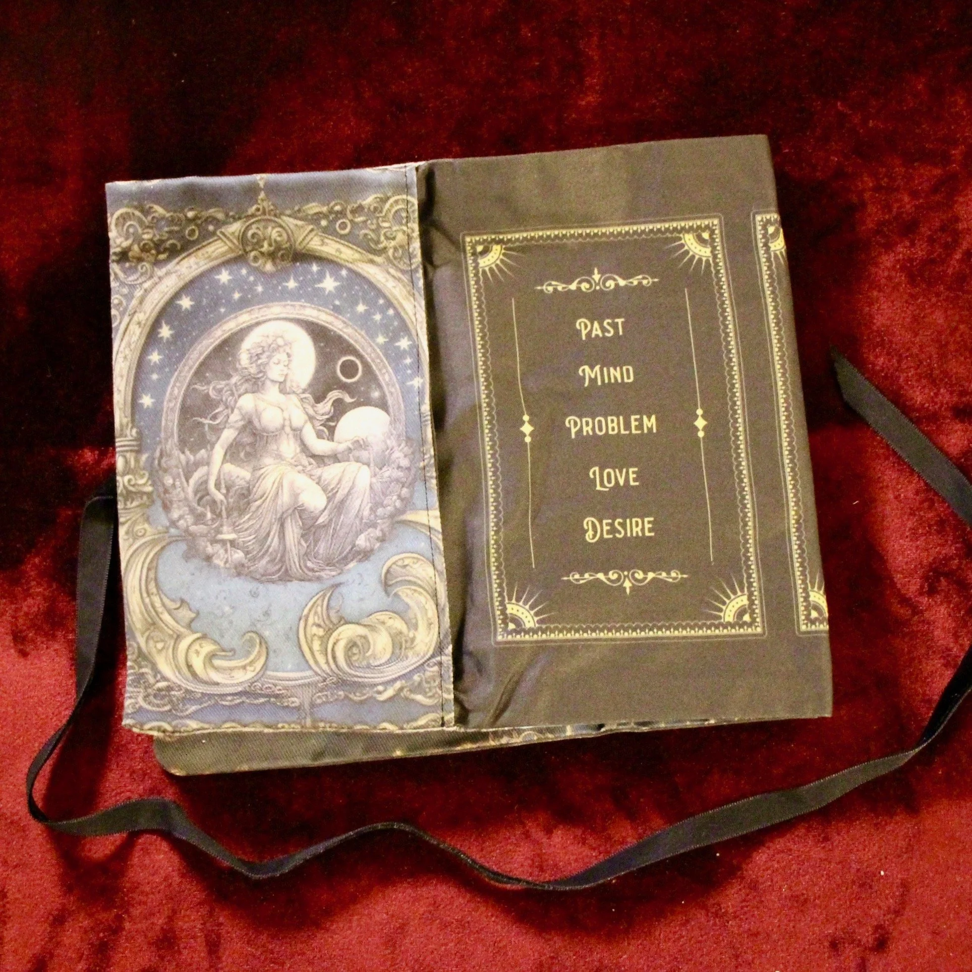 Witch’s Tools & Divination — Spellbox