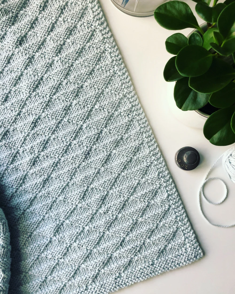 Reversible Blanket Knitting Pattern with Triangle Design for Worsted ...