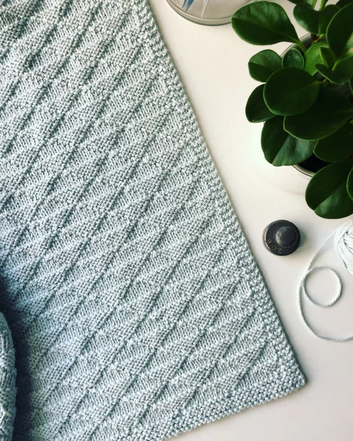 Reversible Blanket Knitting Pattern with Triangle Design for Worsted ...