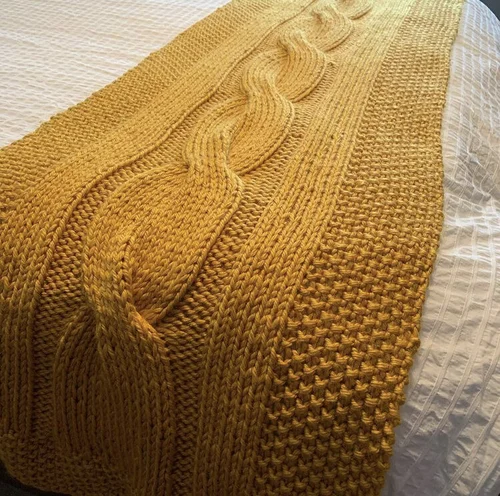 Cozy Chunky Cable Bed Runner Knitting Pattern for Super Bulky Yarn ...