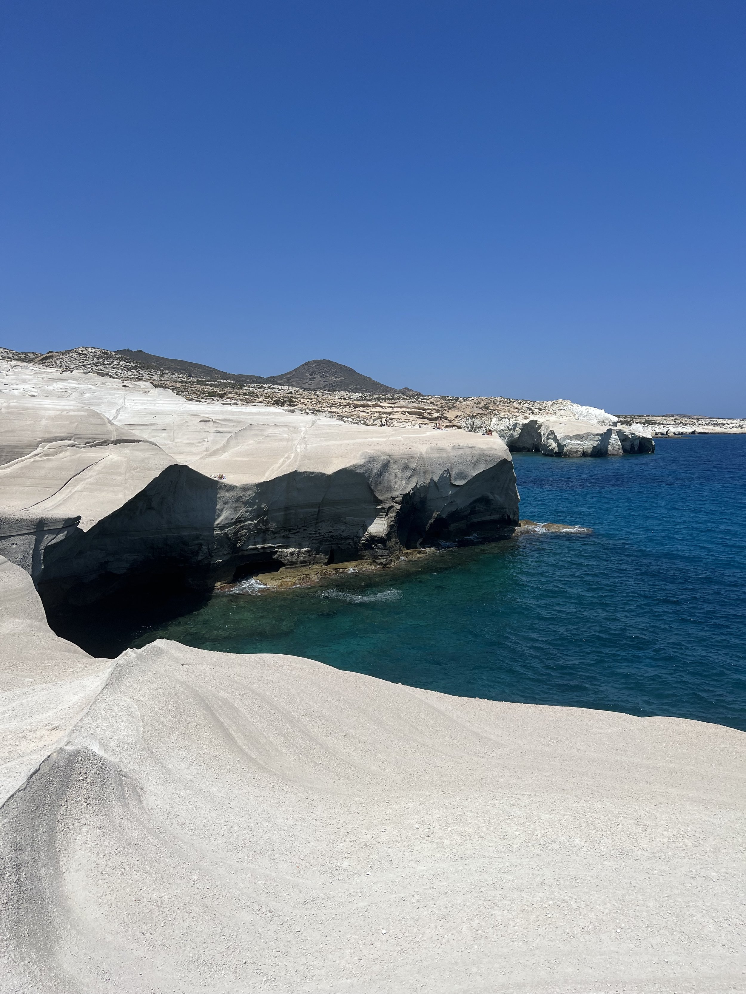 The Perfect 3 Day Milos Itinerary 2026 — Kiwi Talks Travel